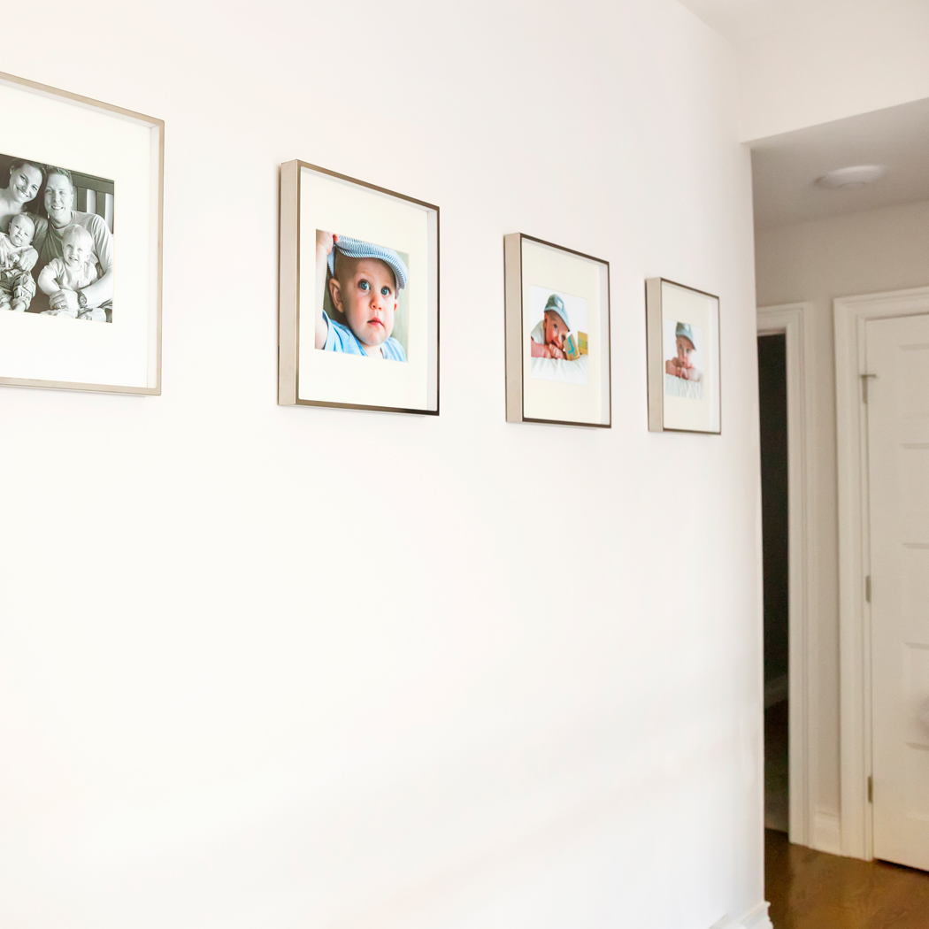 【額縁の飾り方】視線の高さと額縁を飾る位置。 - 額縁や額装なら創業92年の老舗安井商店｜東京・上野のフレーム専門店